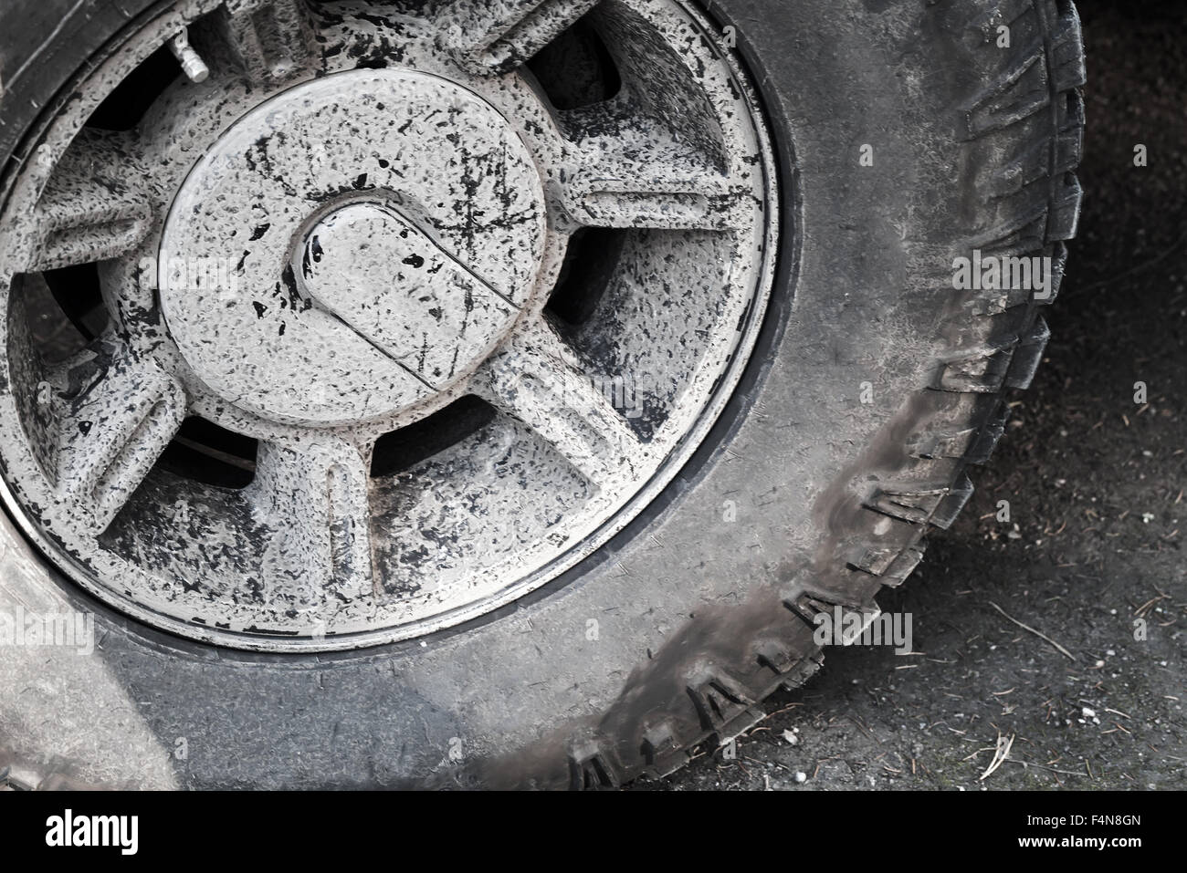 Dirty car hi-res stock photography and images - Alamy