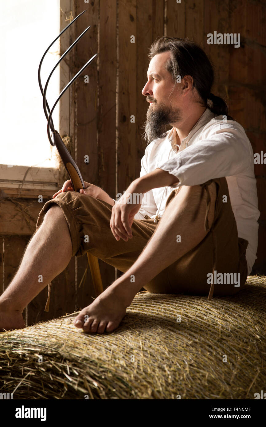 Hay fork hi-res stock photography and images - Alamy