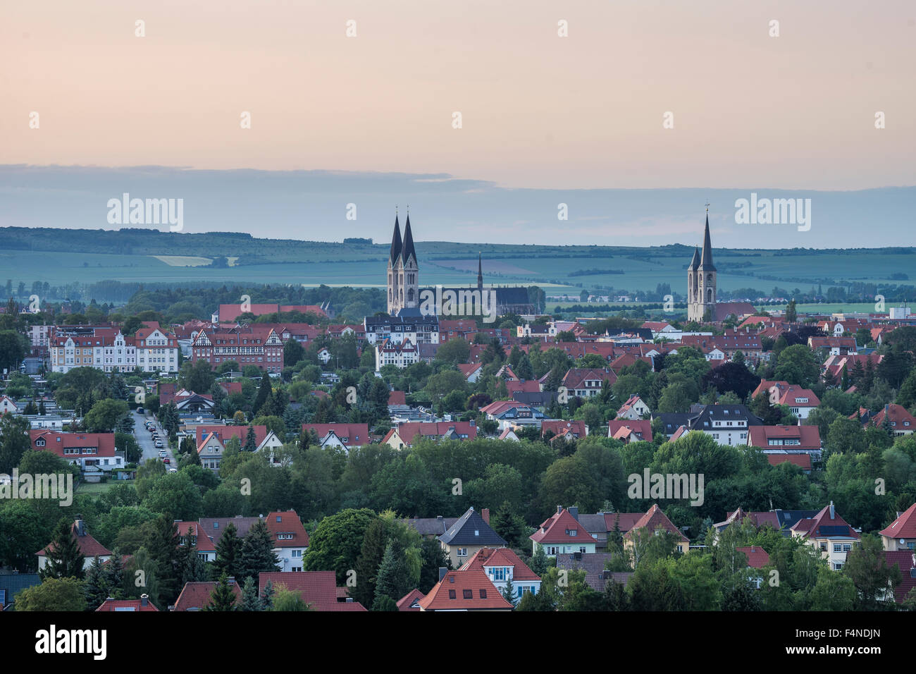 Halberstadt cathedral sky architecture hi-res stock photography and ...