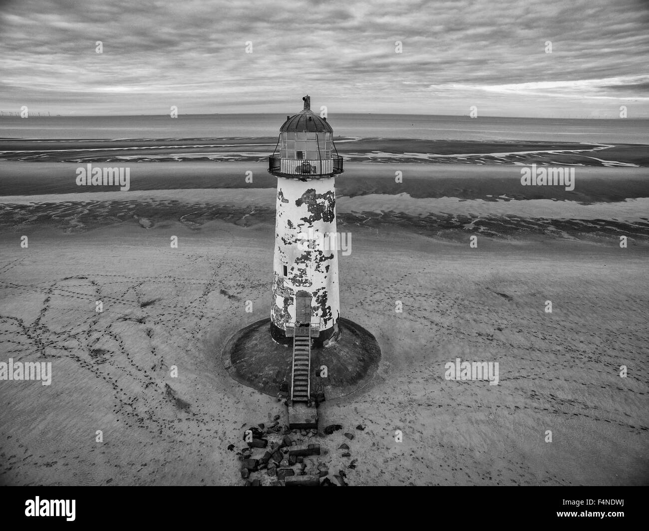 Derelict lighthouse at low tide Stock Photo - Alamy