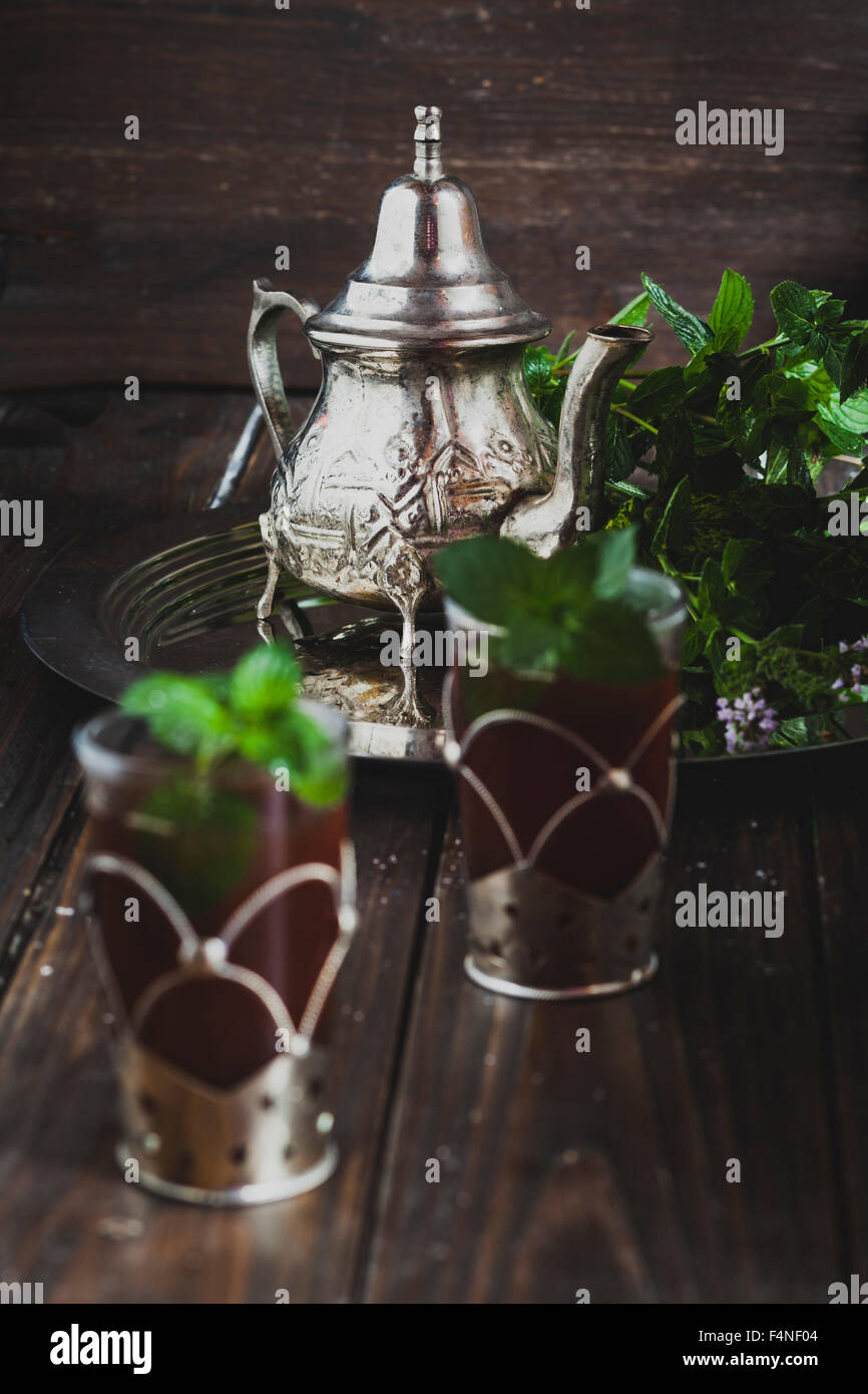 Traditional North African mint tea Stock Photo - Alamy