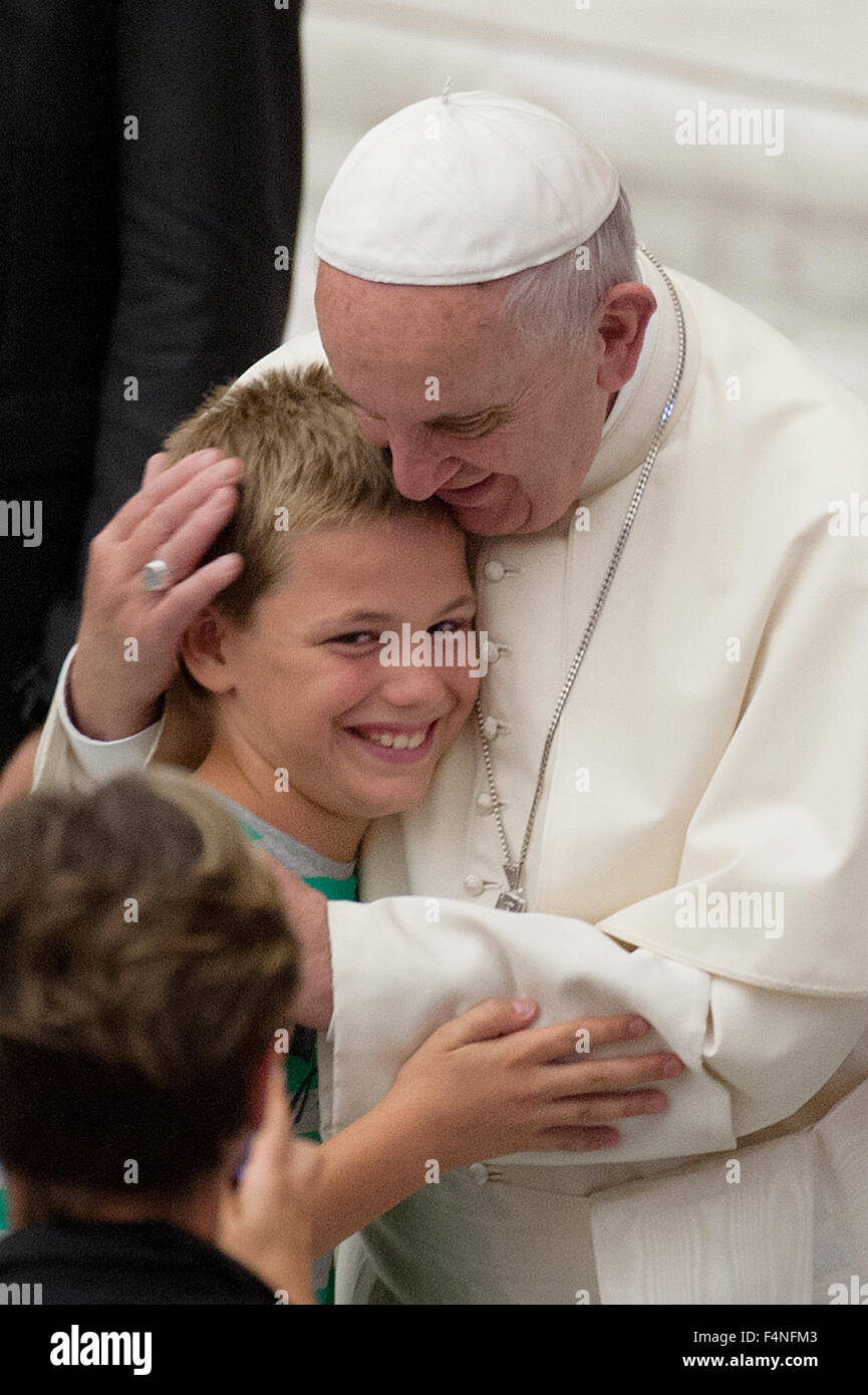 Pope Francis arrives for his Weekly General Audience at Paul VI Hall ...
