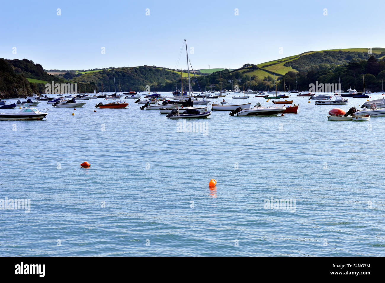 Boats at Salcombe Bay, the Kingsbridge Estuary, Salcombe, Devon Stock ...