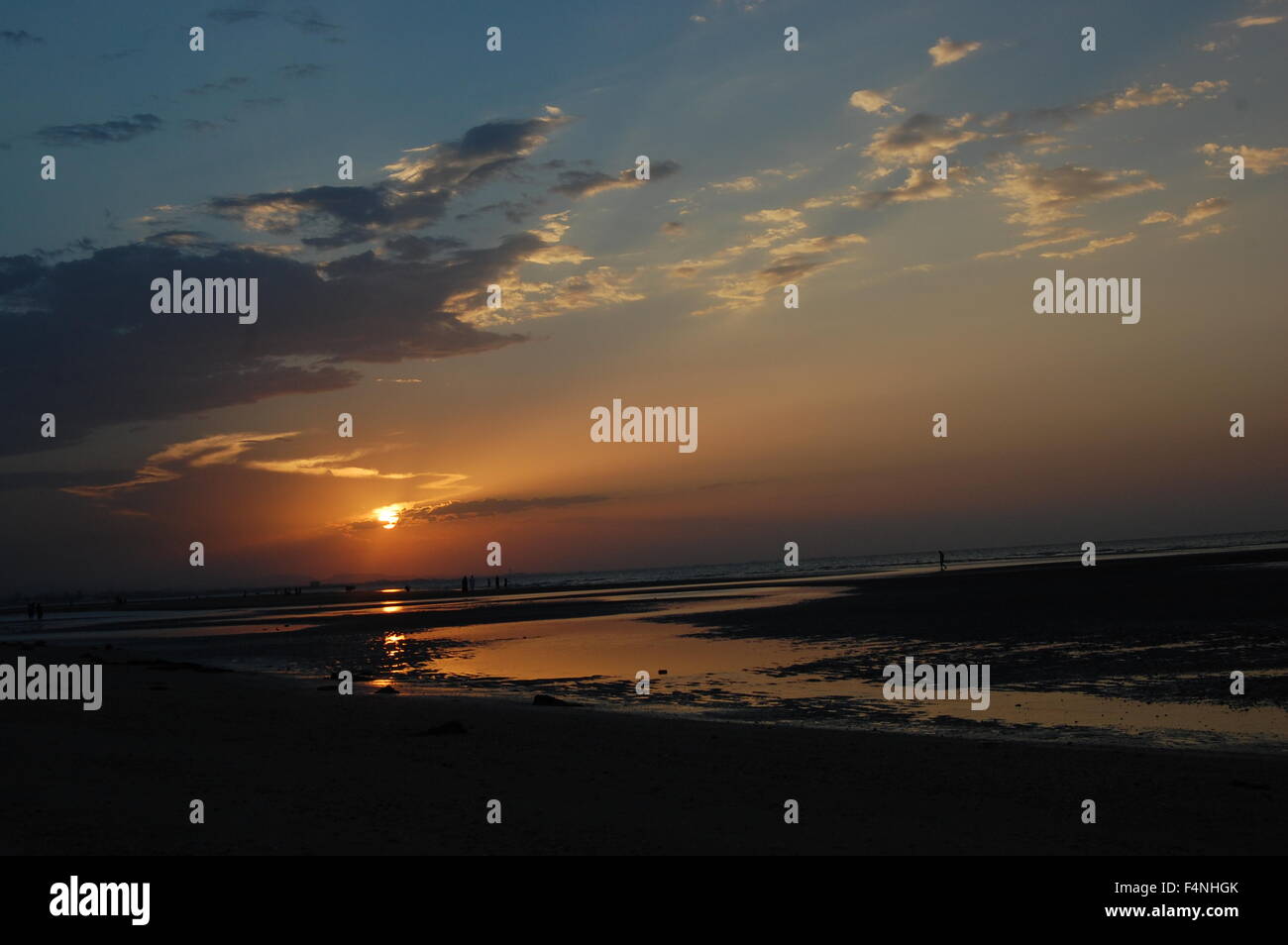 Muscat sunset hi-res stock photography and images - Alamy