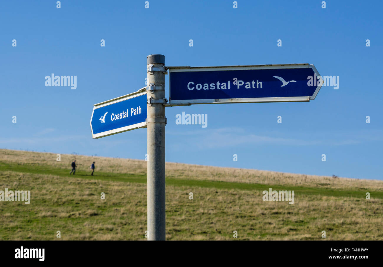 Coastal path sign hi-res stock photography and images - Alamy