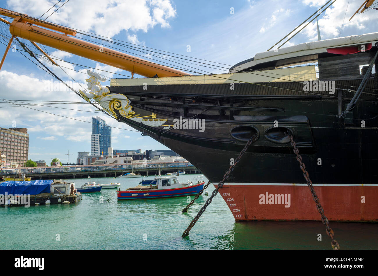 Warship figurehead iron hull ship hi-res stock photography and images ...