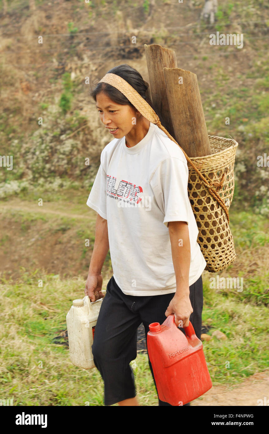 Heavy load woman hi-res stock photography and images - Alamy