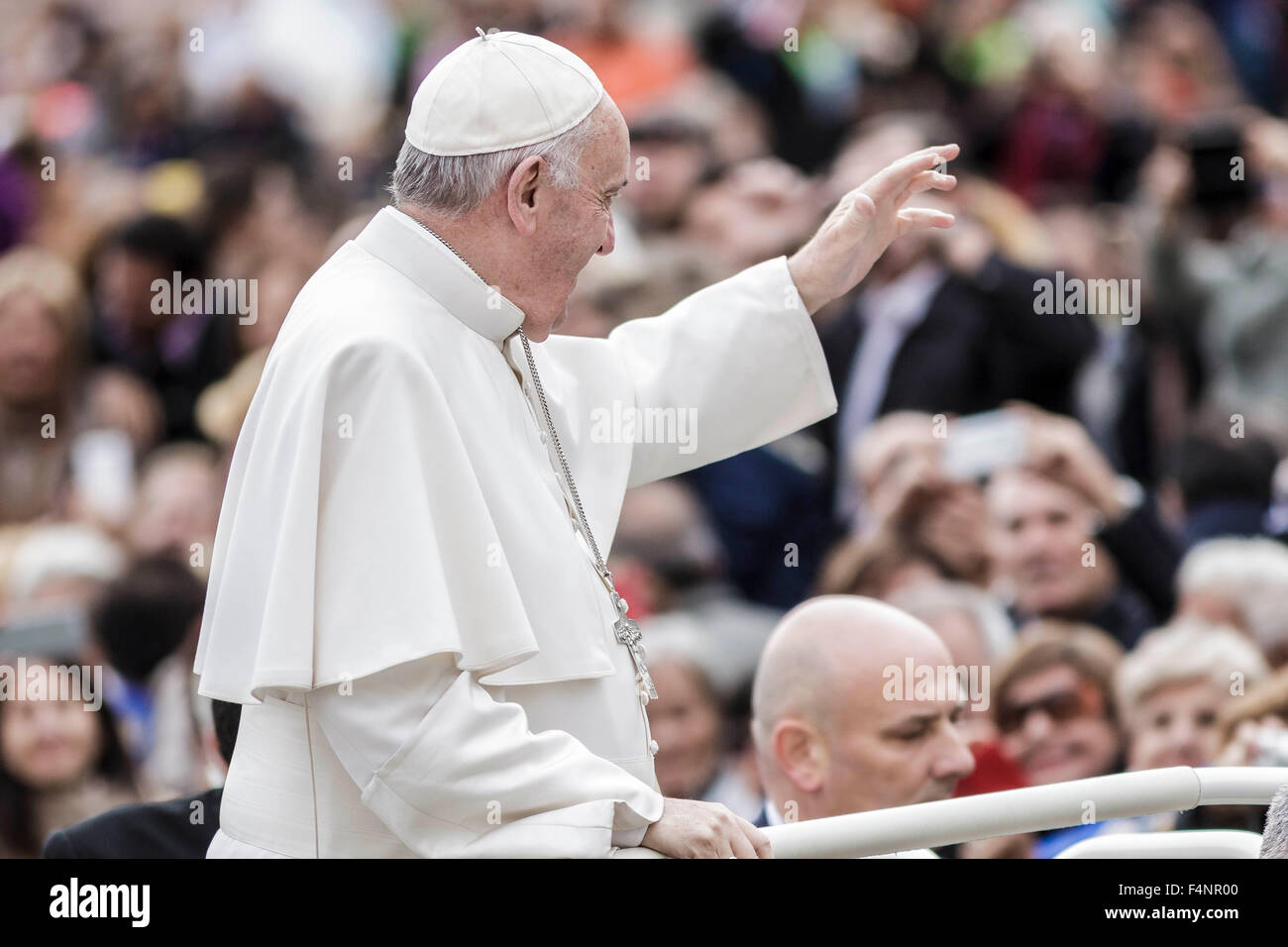 Vatican City, Vatican. 21st Oct, 2015. Pope Francis blesses the ...