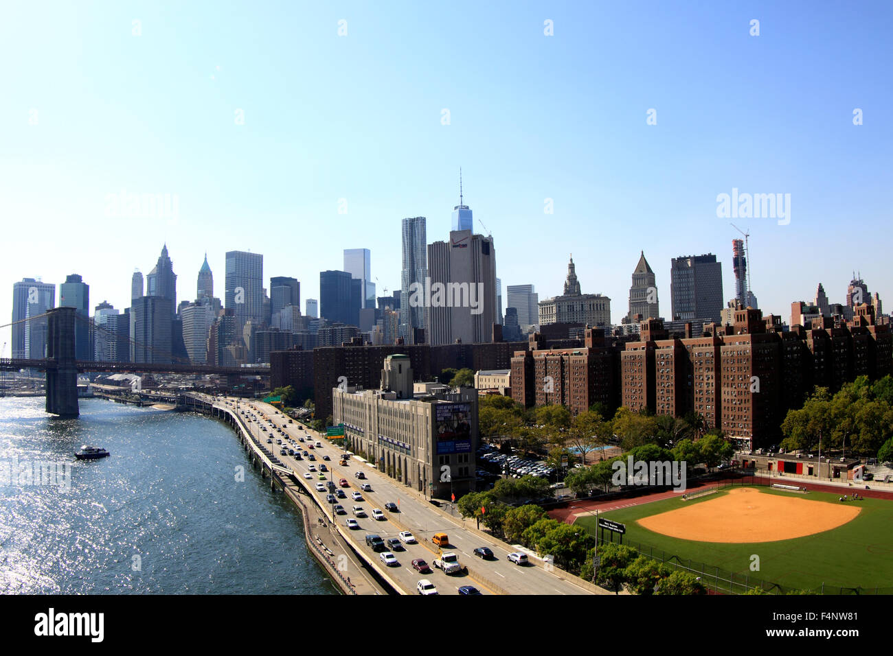 Brooklyn bridge pedestrian walkway High Resolution Stock Photography ...