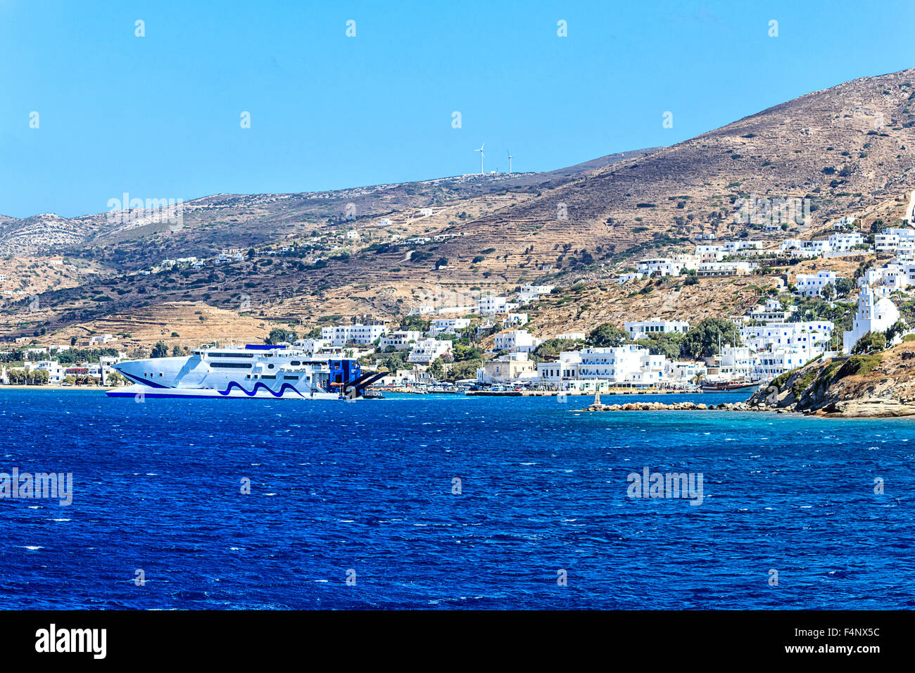 Port of ios hi-res stock photography and images - Alamy