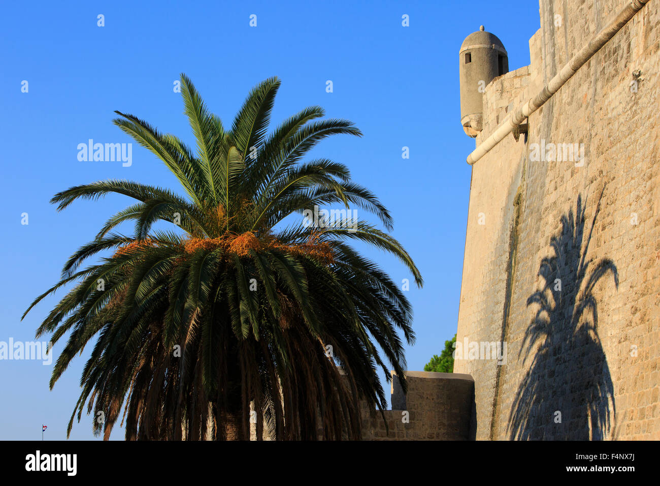 The Ploce Gate (1628) is the eastern main entrance to the Old Town of ...