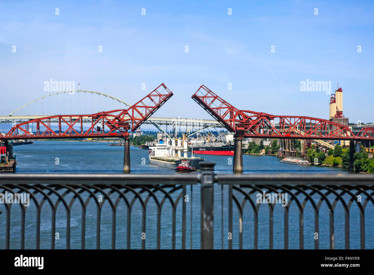 Industrial Portland OR with the NW Broadway Cantilever Bridge over the ...