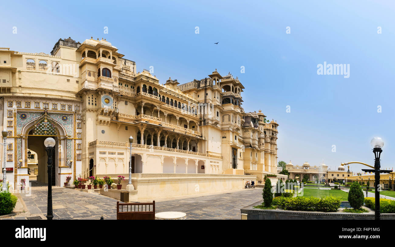 City palace jaipur blue hi-res stock photography and images - Alamy