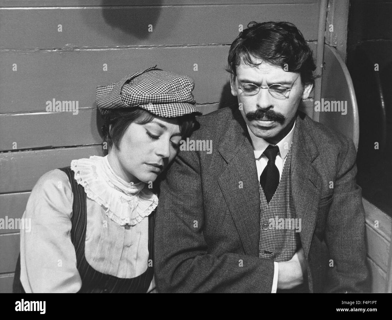 Annie Girardot Jacques Brel / La bande a Bonnot 1968 directed by ...