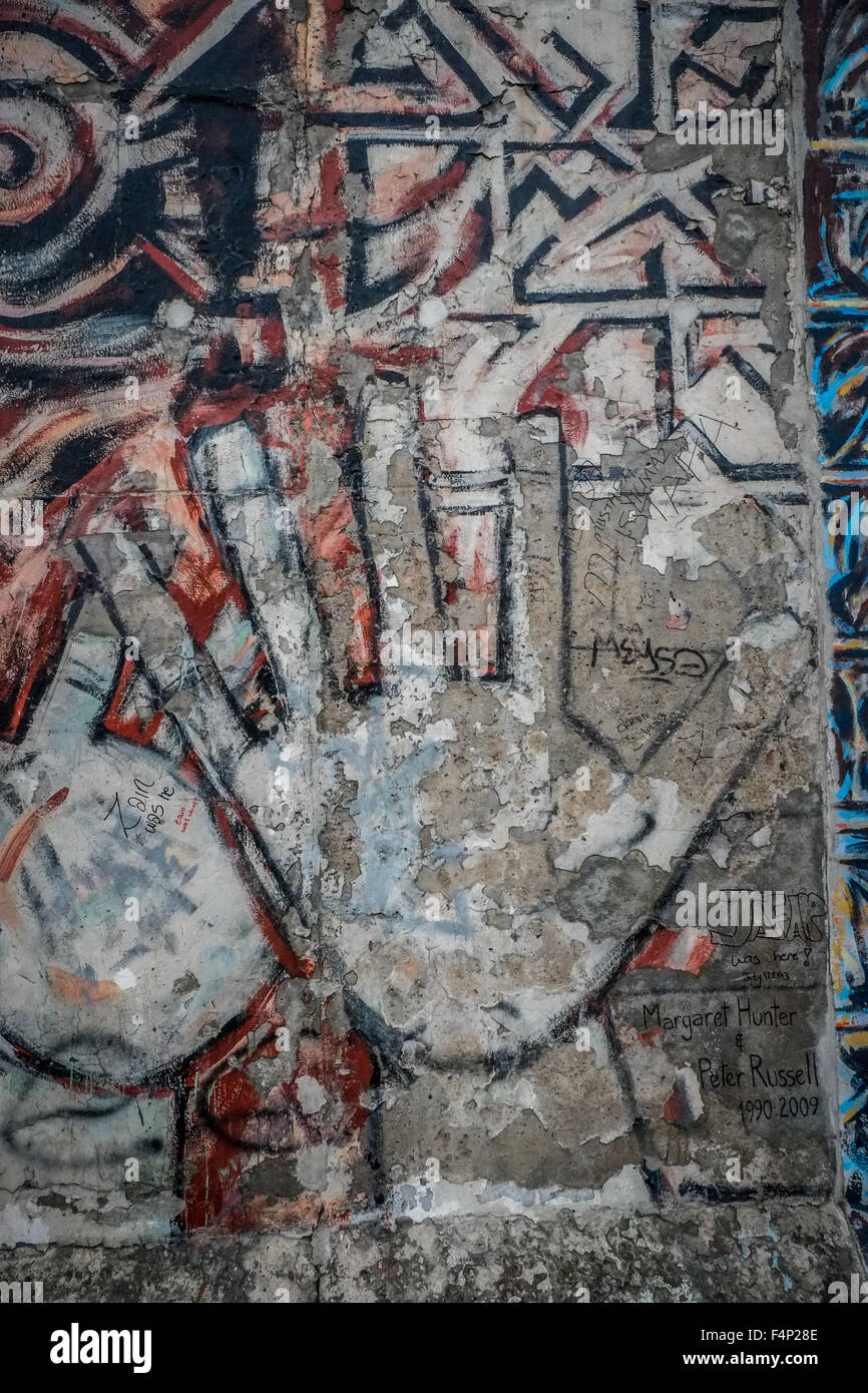 Political Urban Art High Resolution Stock Photography and Images - Alamy