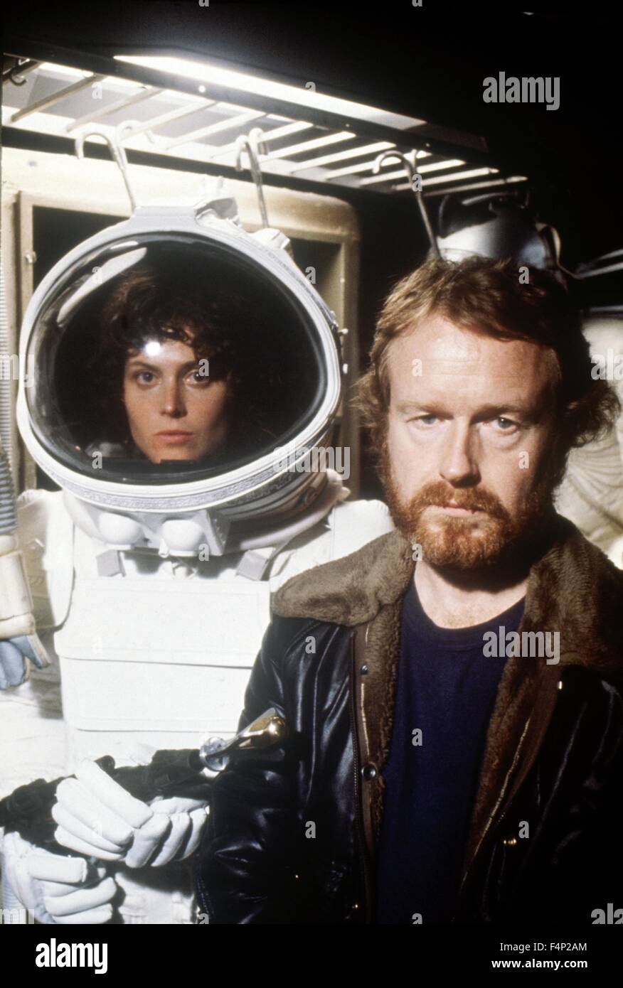 Ridley Scott, Sigourney Weaver / Alien 1979 directed by Ridley Scott ...