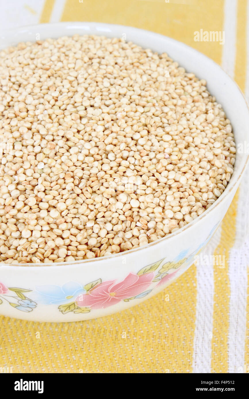 Quinoa grain hi-res stock photography and images - Alamy