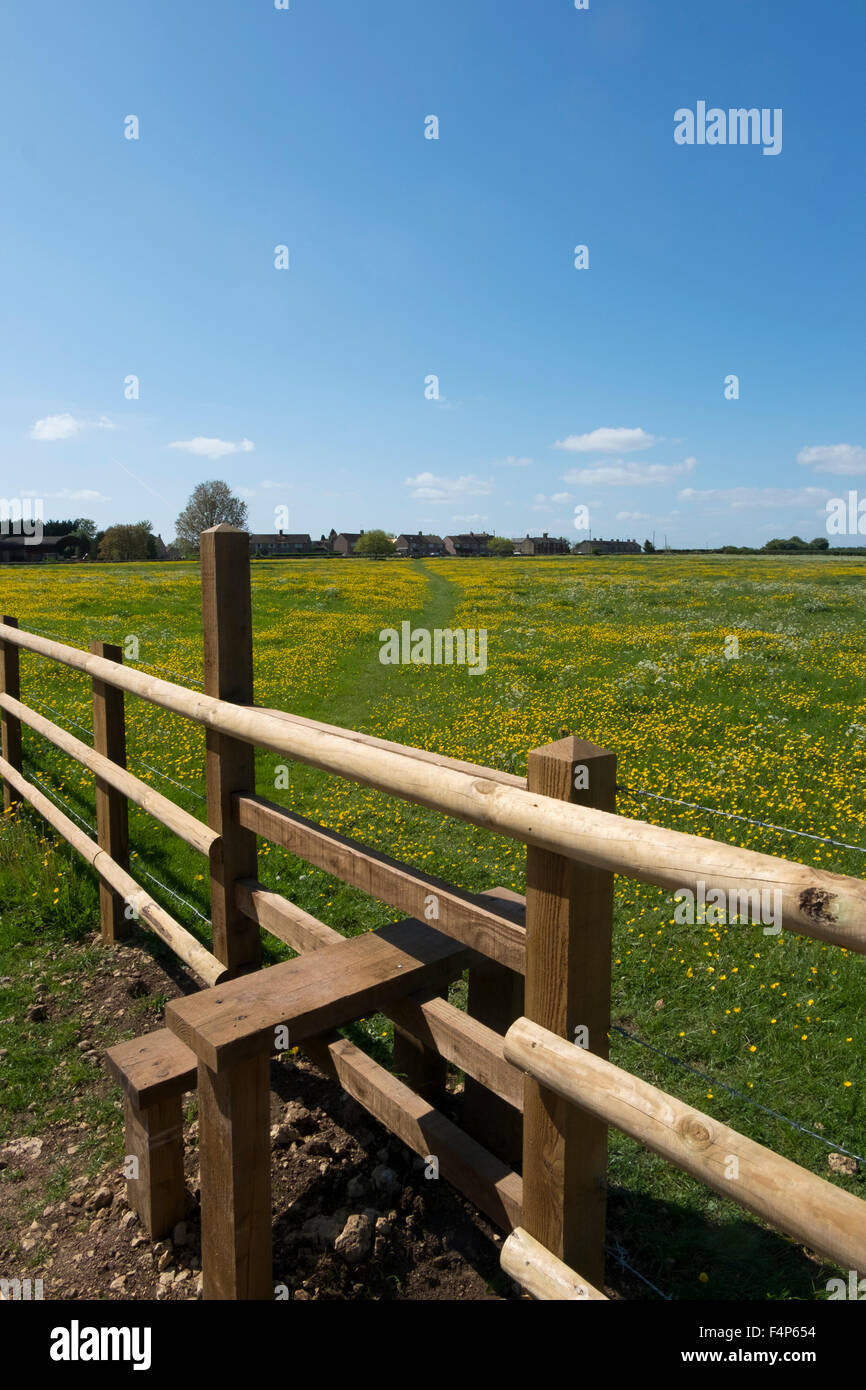 Steps over fence hi-res stock photography and images - Alamy