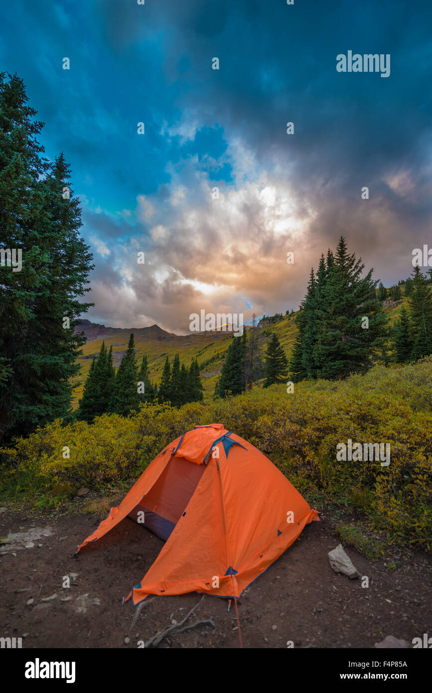 Bright orange tent hi-res stock photography and images - Alamy