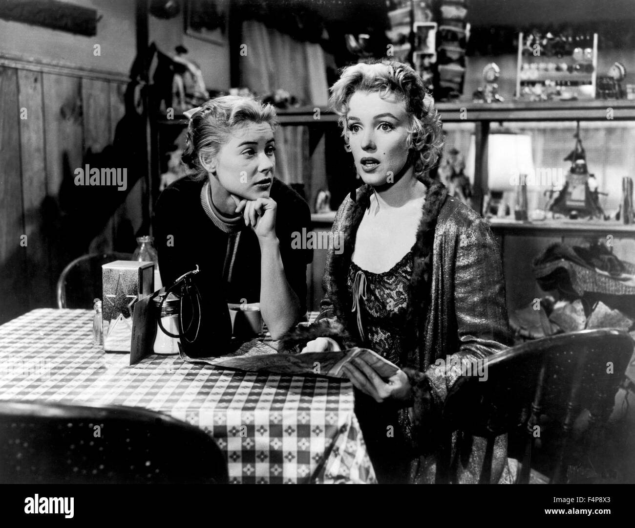 Hope lange marilyn monroe bus hi-res stock photography and images - Alamy