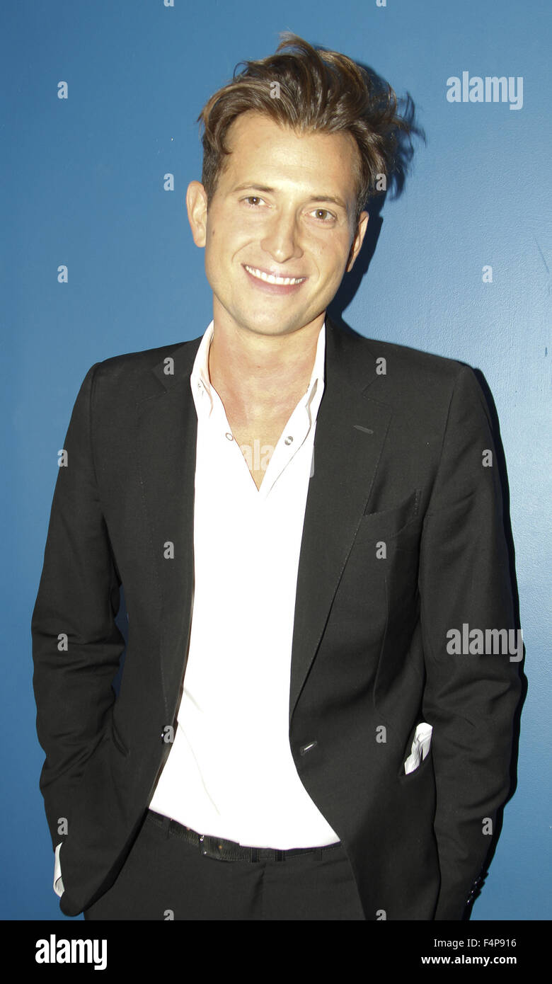 Ny, NY, USA. 17th Oct, 2015. Peter Cincotti performs at Symphony Space ...