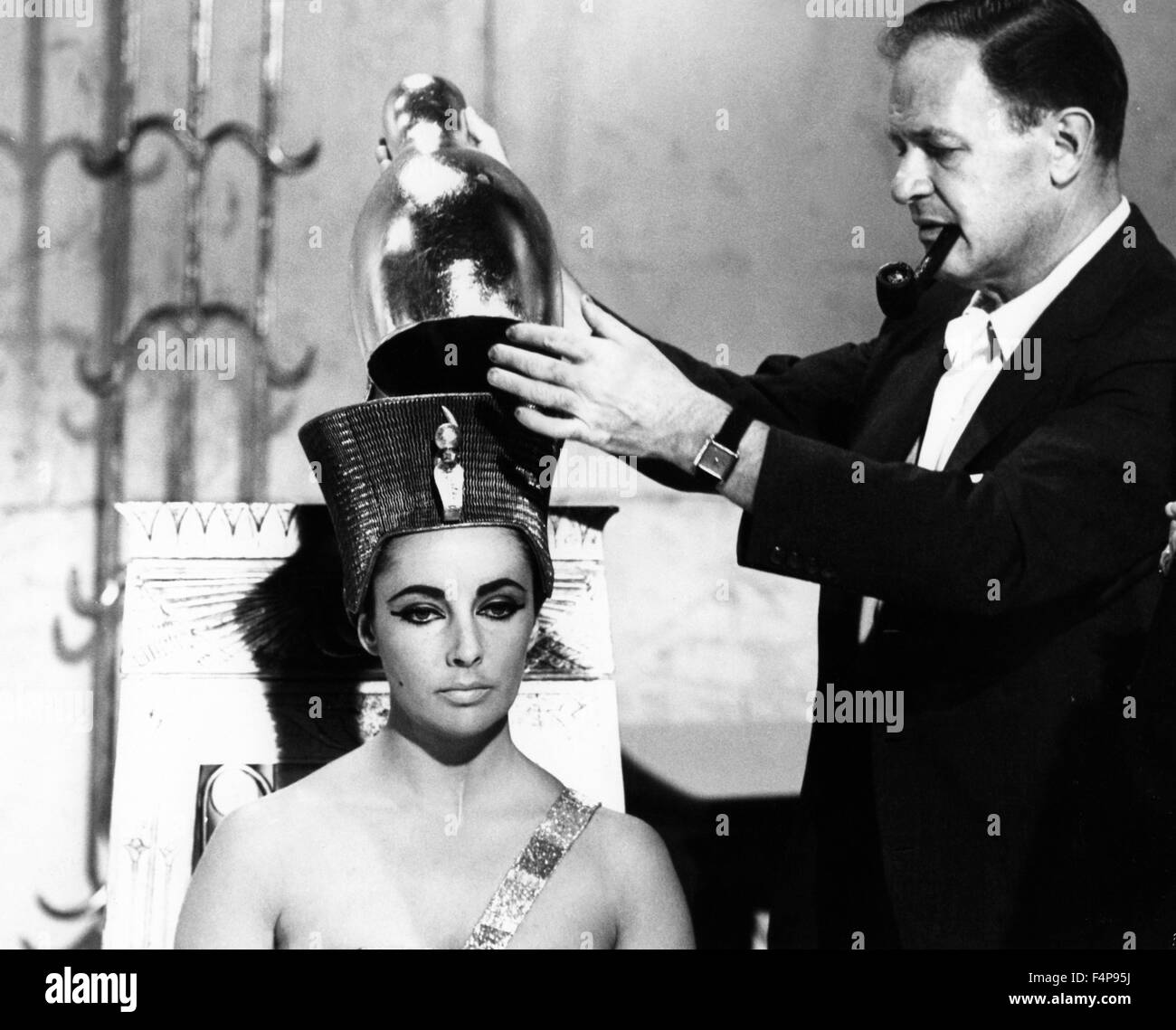 Joseph l mankiewicz cleopatra Black and White Stock Photos & Images - Alamy