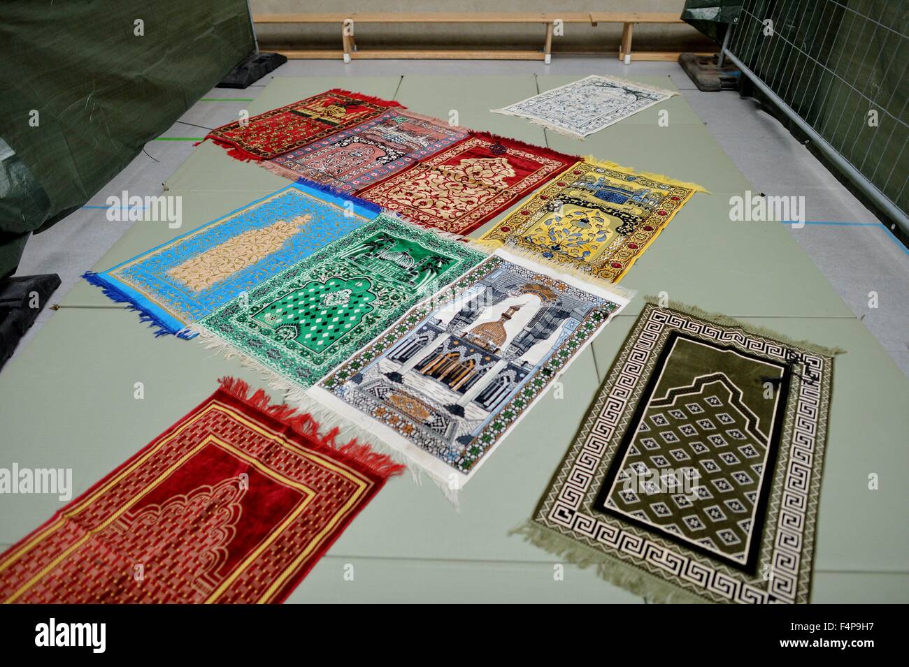 Praying area hi-res stock photography and images - Alamy