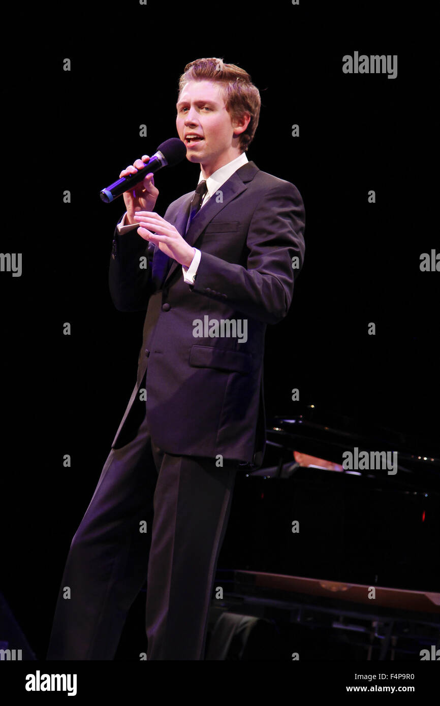 Ny, NY, USA. 17th Oct, 2015. Nick Ziobro performs at Symphony Space during '' Frank Sinatra at ...