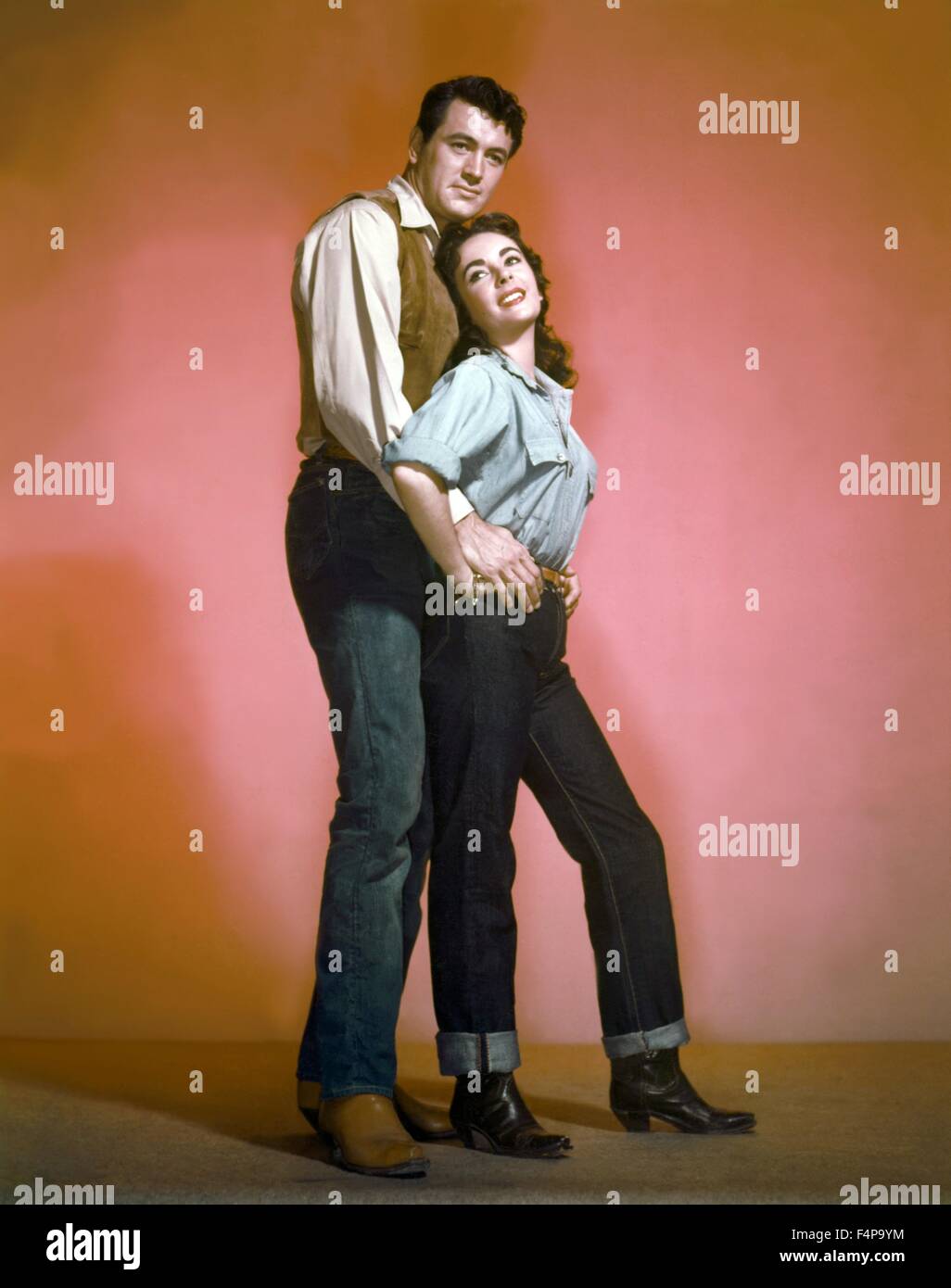 Elizabeth taylor giant 1955 hi-res stock photography and images - Alamy