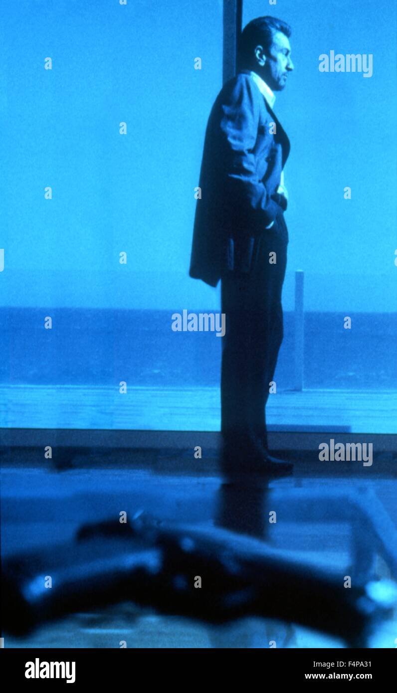 Robert de Niro / Heat 1995 directed by Michael Mann Stock Photo - Alamy
