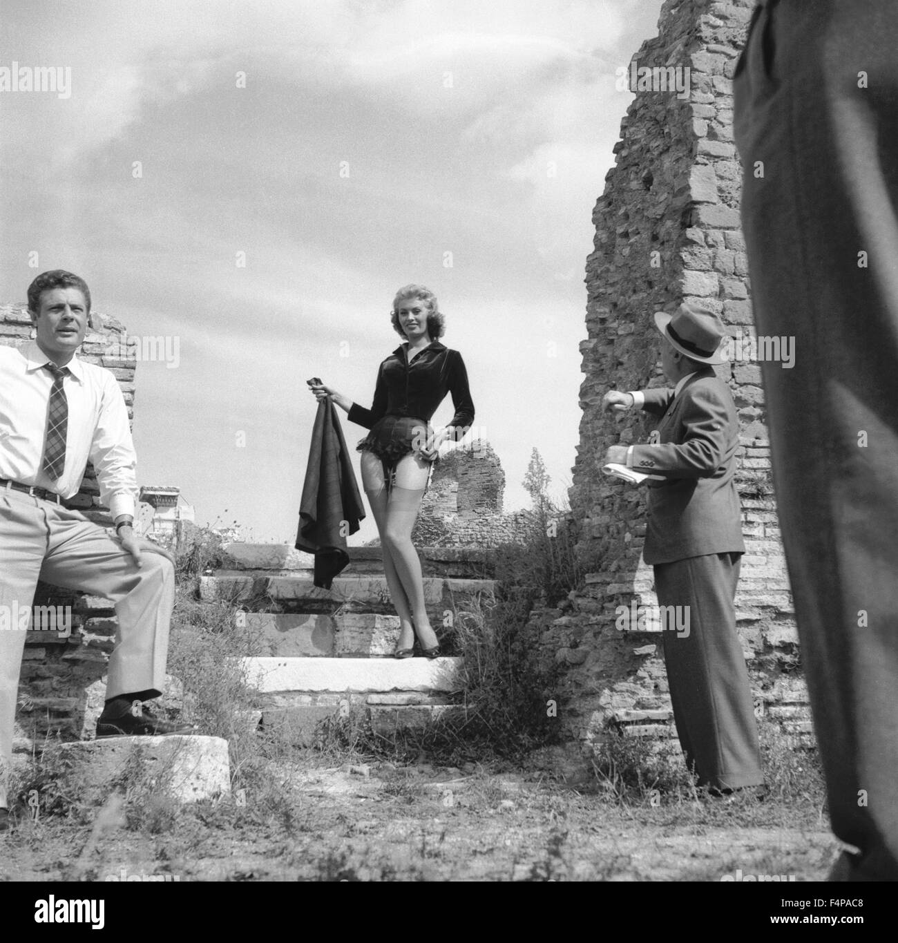 Charles Boyer, Sophia Loren / Lucky to Be a Woman 1955 directed by ...