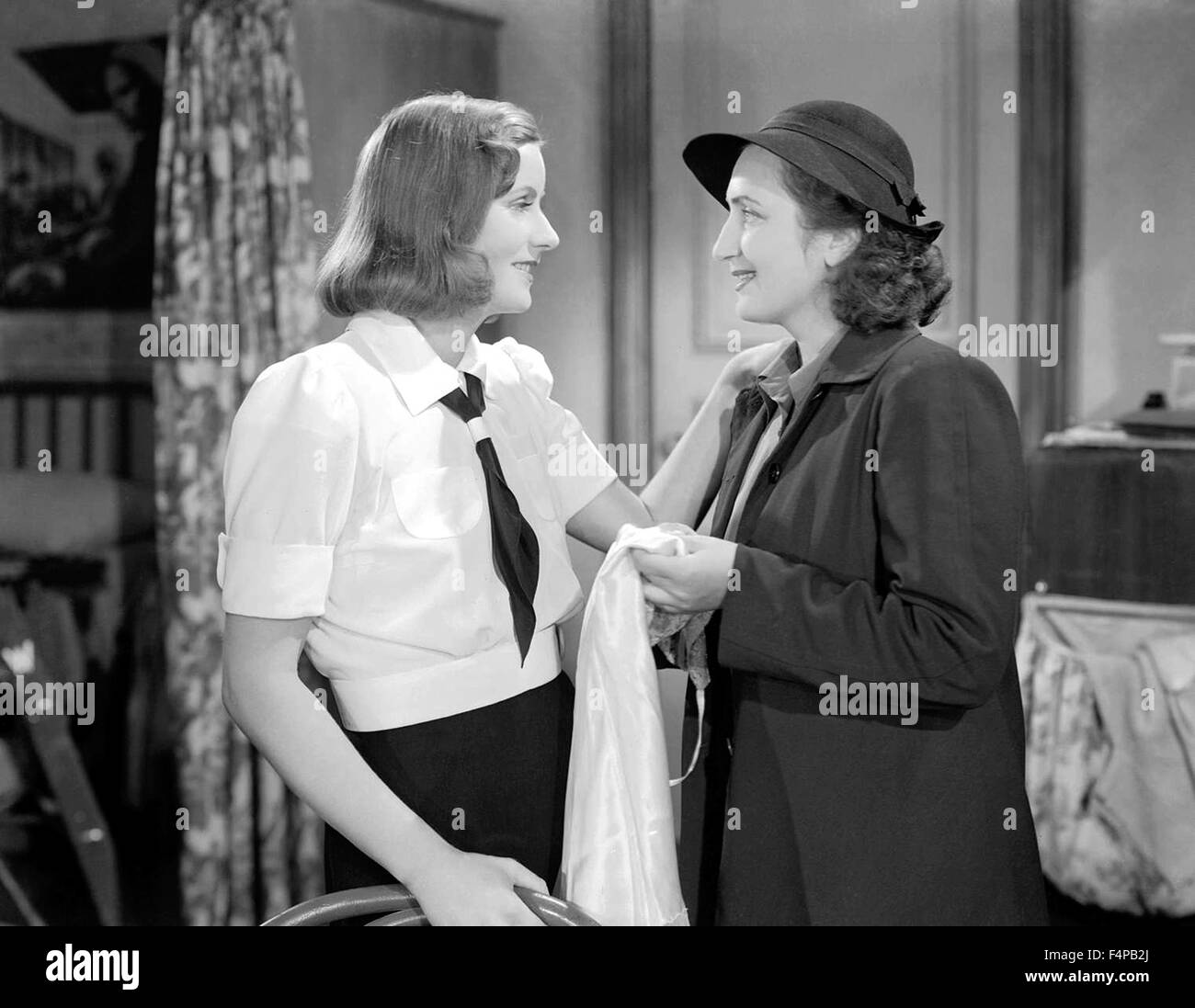 Ninotchka 1939 Greta Garbo High Resolution Stock Photography and Images ...