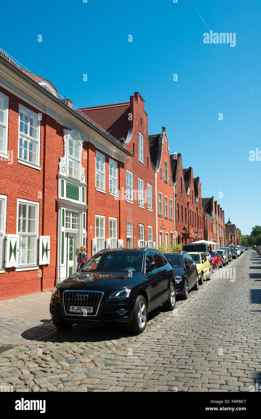Dutch House Red Brick High Resolution Stock Photography and Images - Alamy