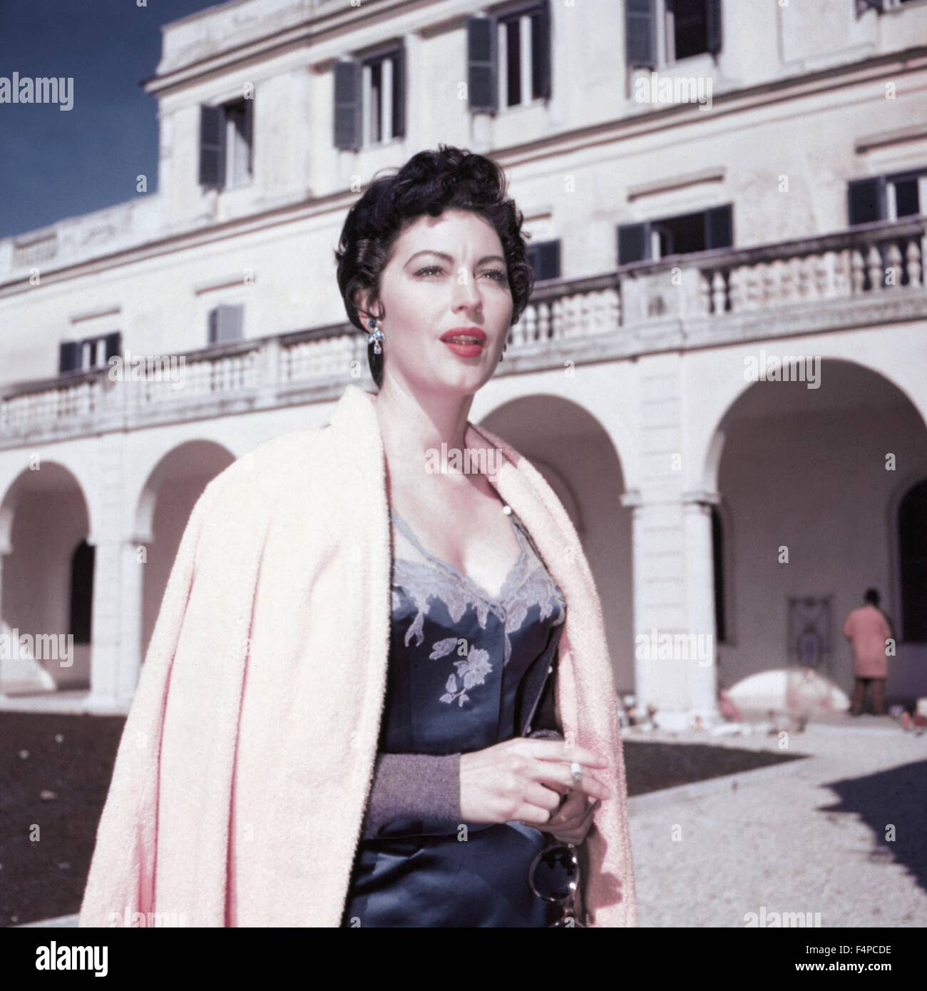 The barefoot contessa 1954 ava gardner hi-res stock photography and ...