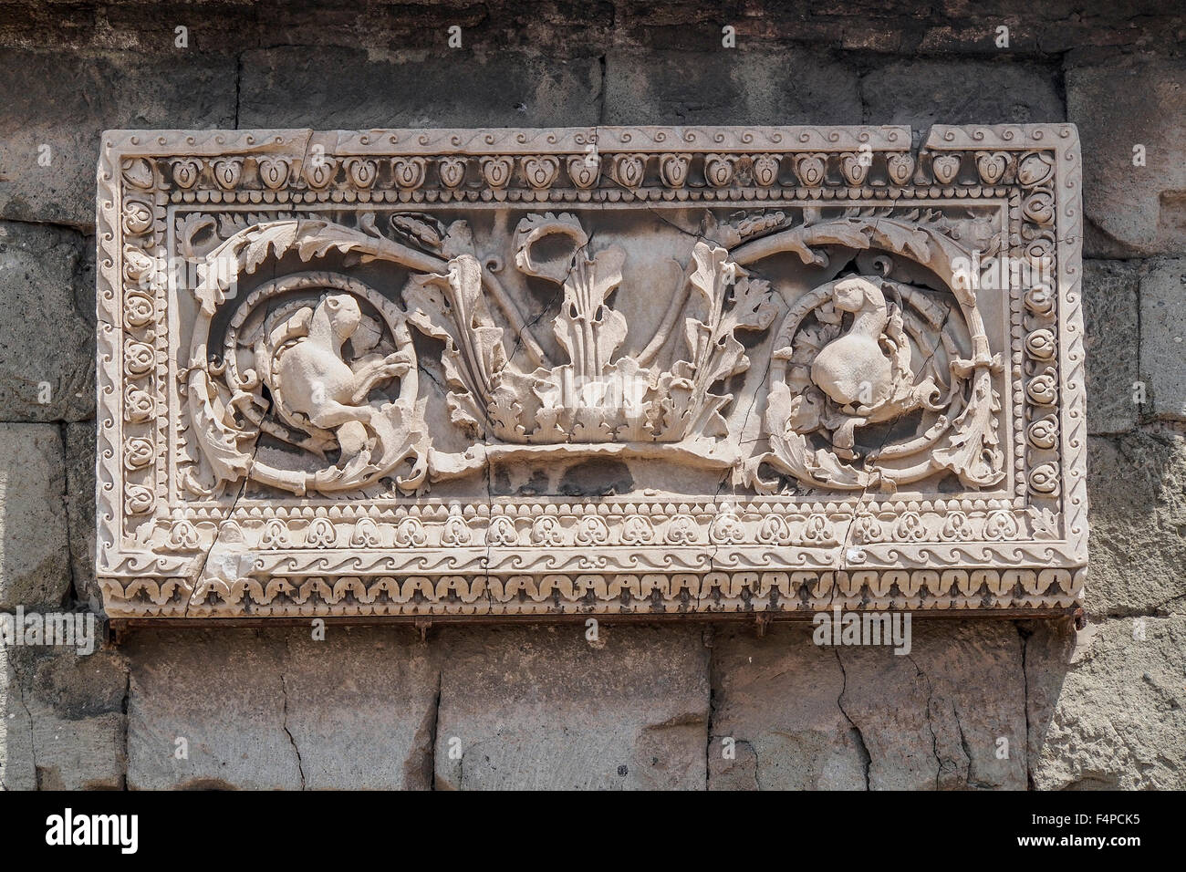 Ancient relics hi-res stock photography and images - Alamy