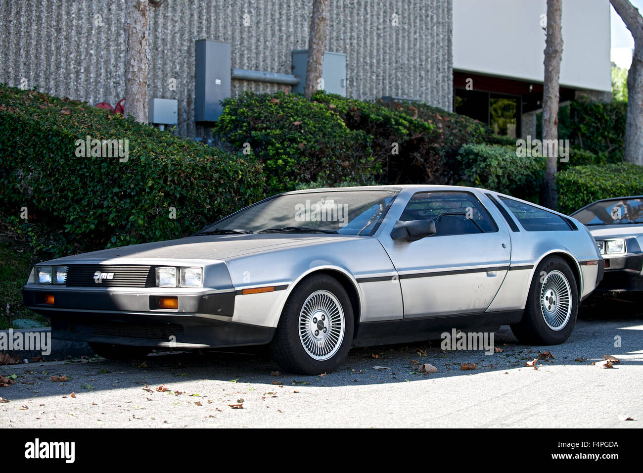 Back future delorean time machine hi-res stock photography and images ...