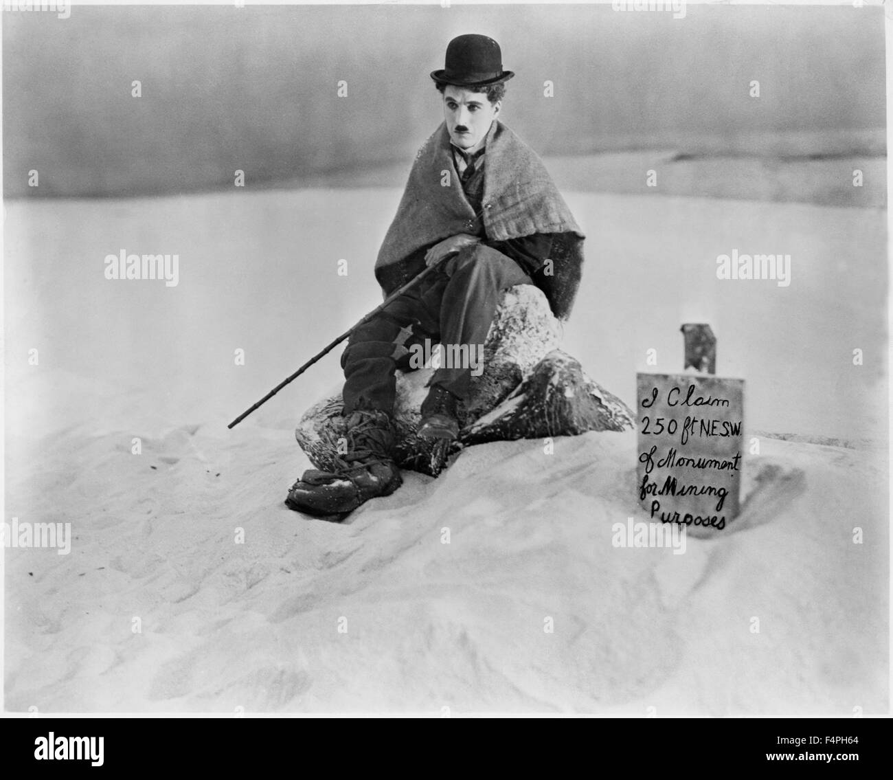 Charles Chaplin, on-set of the Silent Film “The Gold Rush”, 1925 Stock ...