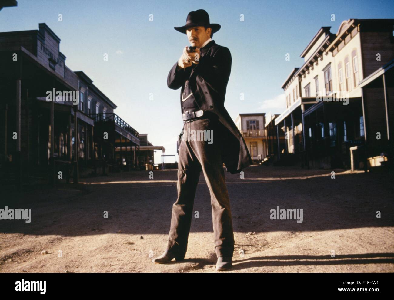 Kevin Costner / Wyatt Earp / 1994 directed by Lawrence Kasdan [Warner ...