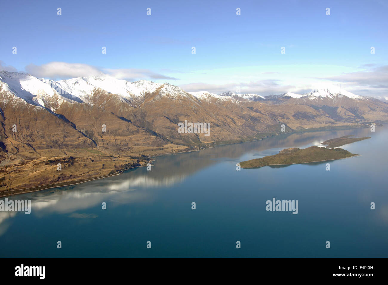 Pigeon lake hi-res stock photography and images - Alamy
