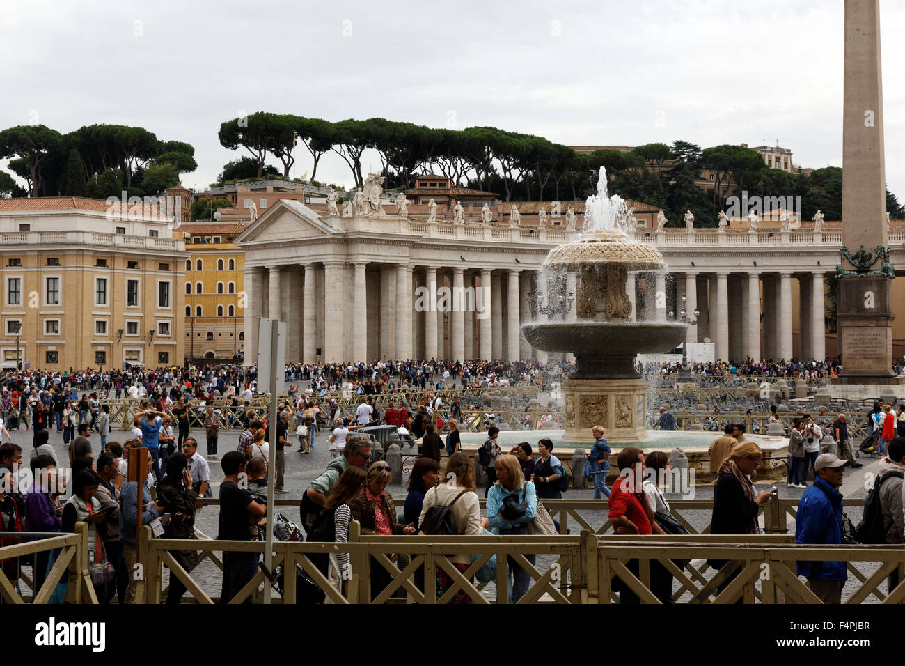 Front view of St Peter's Basillica from St Peters Square in Vatican ...