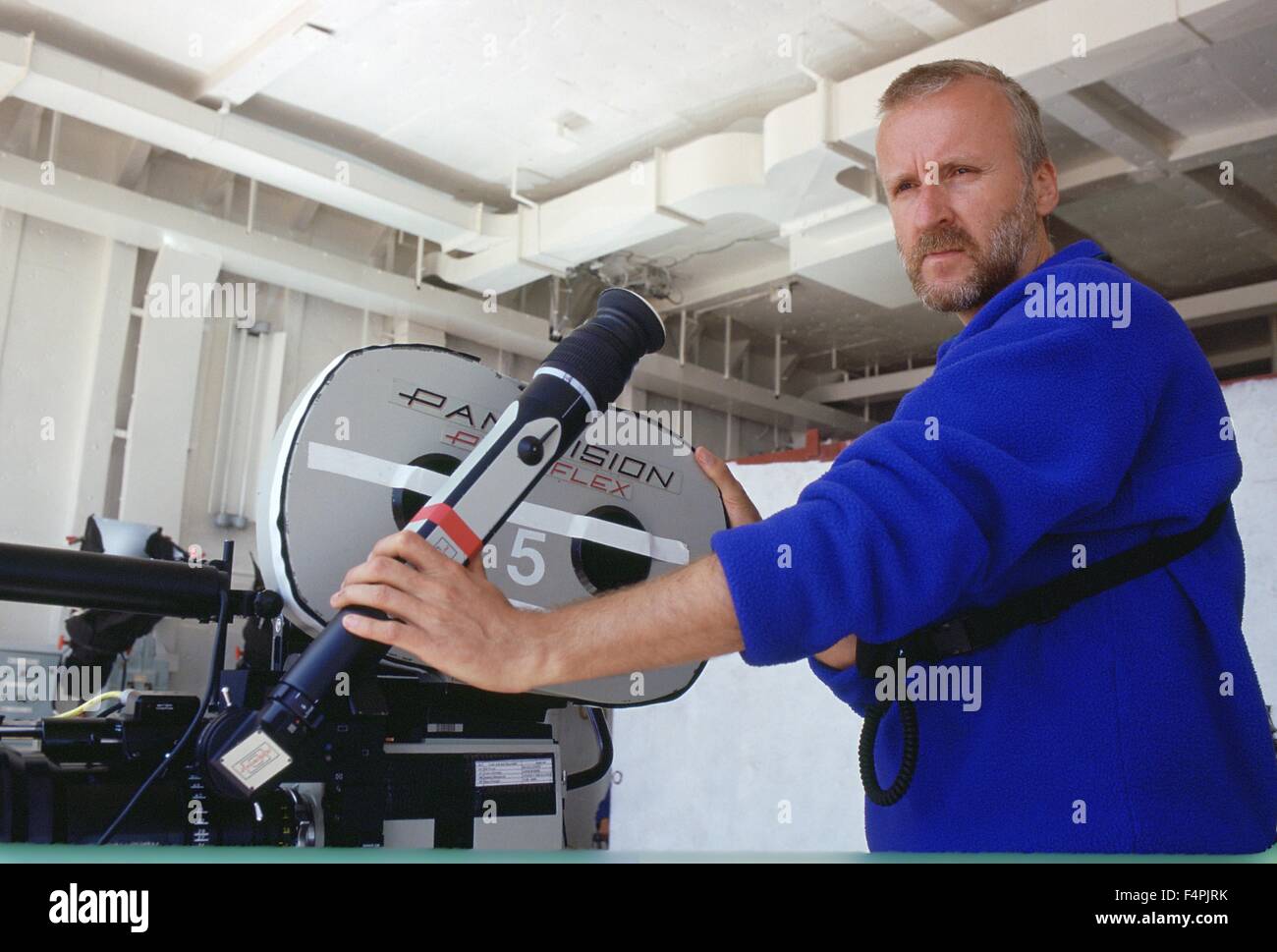 On the set, James Cameron / Titanic / 1997 directed by James Cameron ...