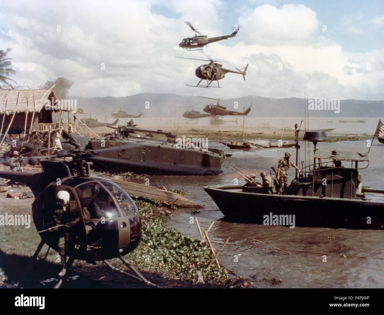Helicopter apocalypse hi-res stock photography and images - Alamy