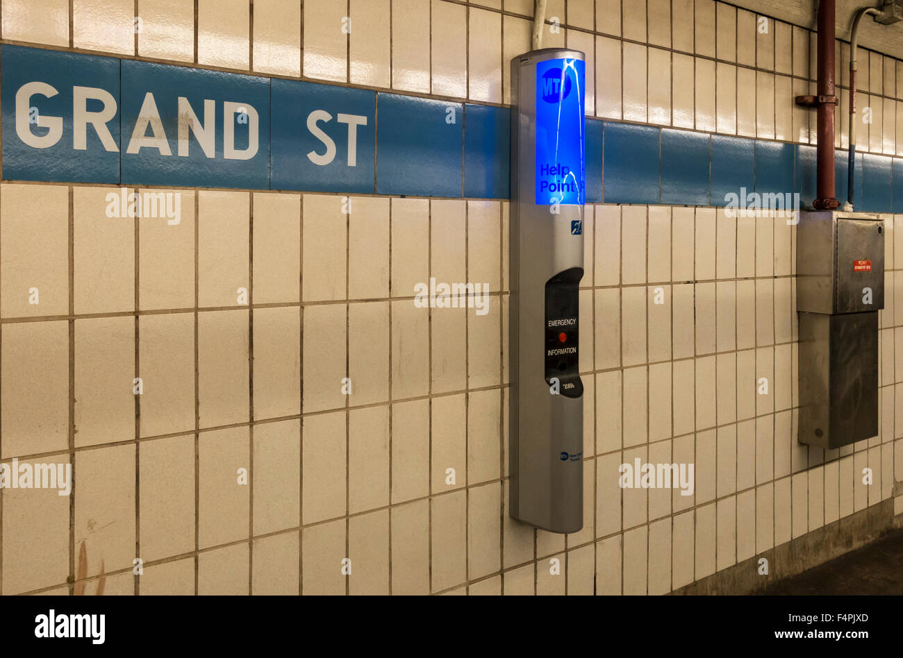 Mta help point hi-res stock photography and images - Alamy