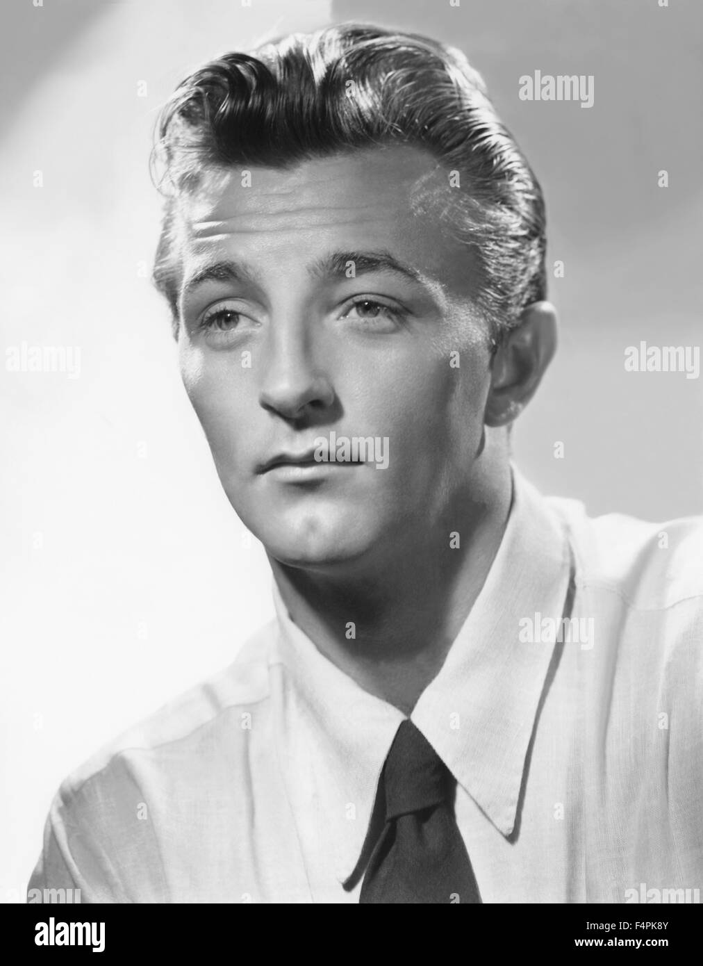 Robert Mitchum early 50's Stock Photo - Alamy