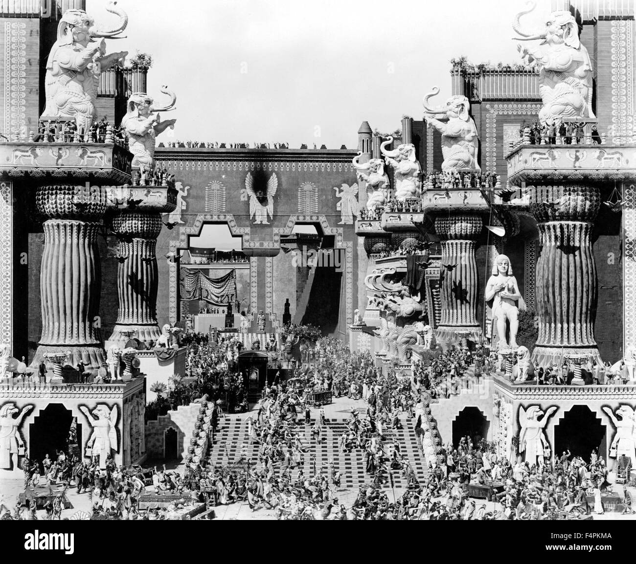 Intolerance: Love's Struggle Throughout the Ages / 1916 directed by D.W ...