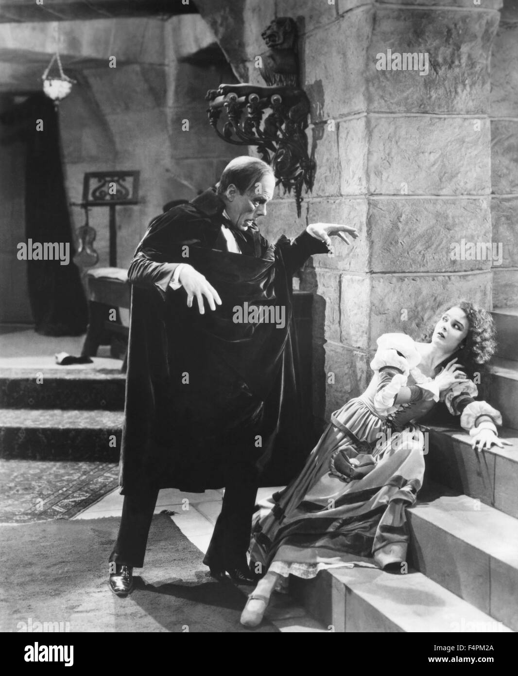 Mary philbin Black and White Stock Photos & Images - Alamy