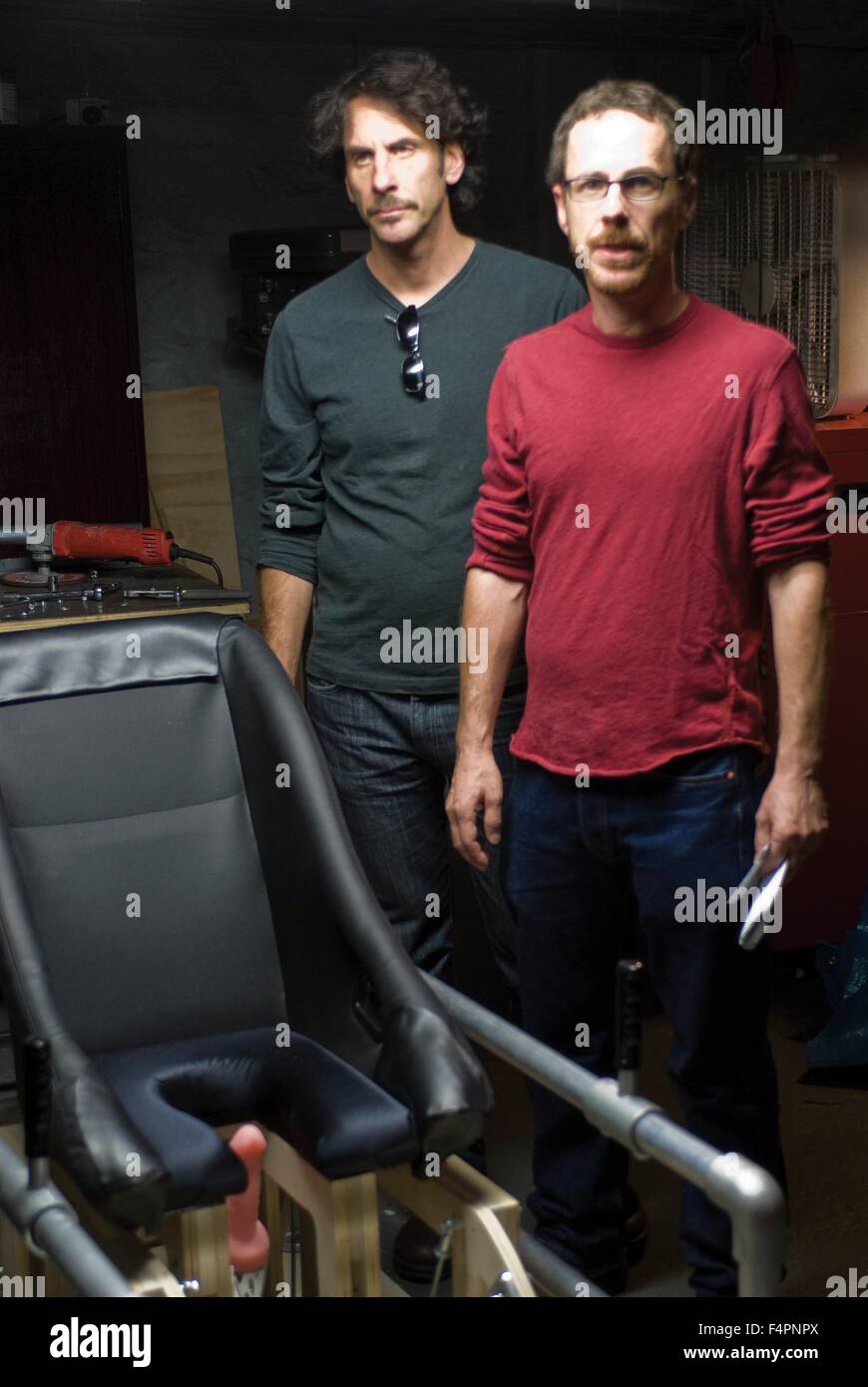On the set, Joel and Ethan Coen / Burn After Reading / 2008 directed by Coen Brothers [Macall ...