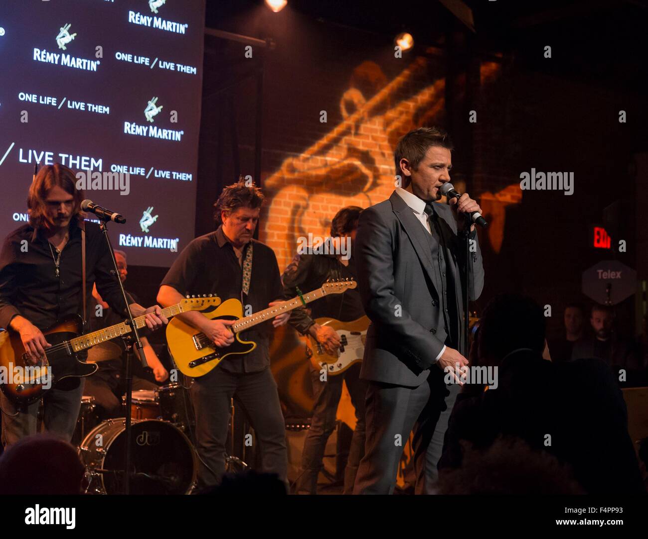 New York, NY, USA. 20th Oct, 2015. Jeremy Renner at arrivals for Remy ...