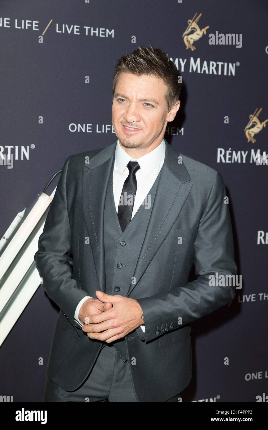 New York, NY, USA. 20th Oct, 2015. Jeremy Renner at arrivals for Remy ...