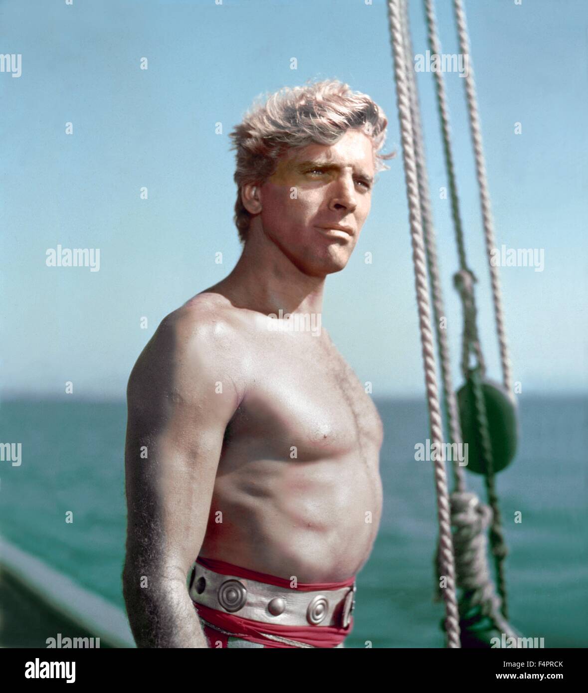 Burt lancaster crimson pirate 1952 hi-res stock photography and images ...